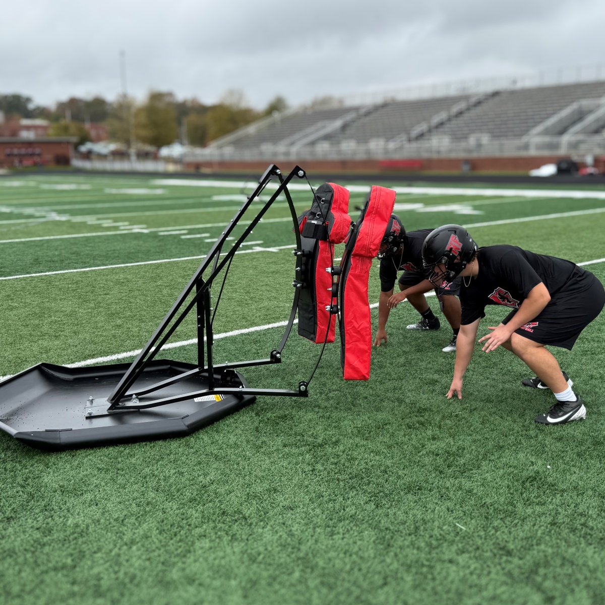 Classic Two Man Pan Sled – Rae Crowther